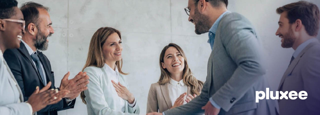 16 ejemplos de reconocimiento laboral | Pluxee